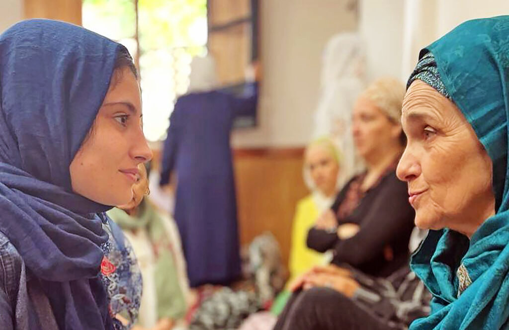 Finding a place in the community for Muslim converts - Islamic Times